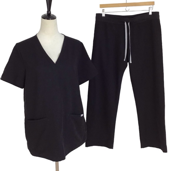 Figs | Pants & Jumpsuits | Figs Black Technical Collection Scrub Set ...